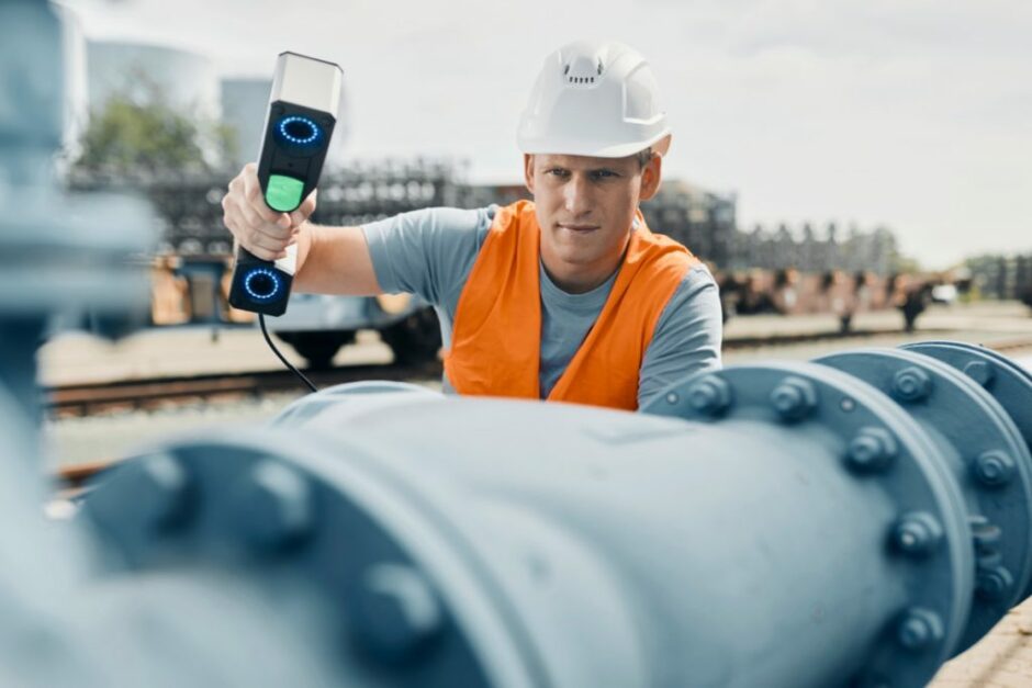 Multiple scanning mode captures difficult and challenging surfaces but ...